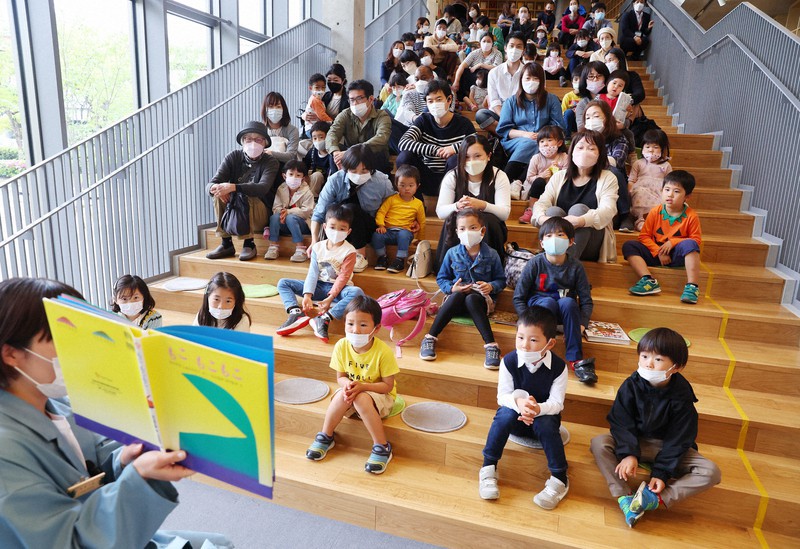In Photos: Kobe's ‘Book Forest’ lets kids read titles anywhere - The ...
