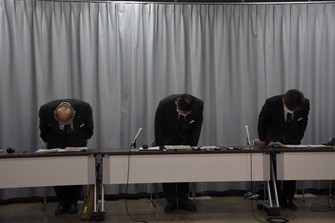 Japan high school student dies after accidentally stabbing own leg with ...