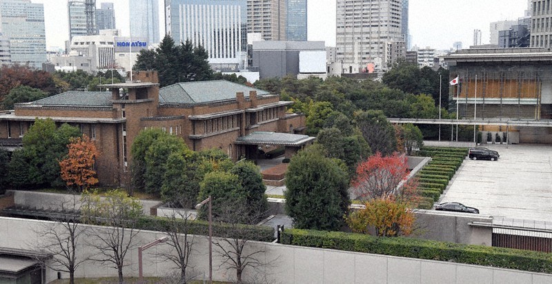 News Navigator: How does Japan PM Kishida spend his time at his ...