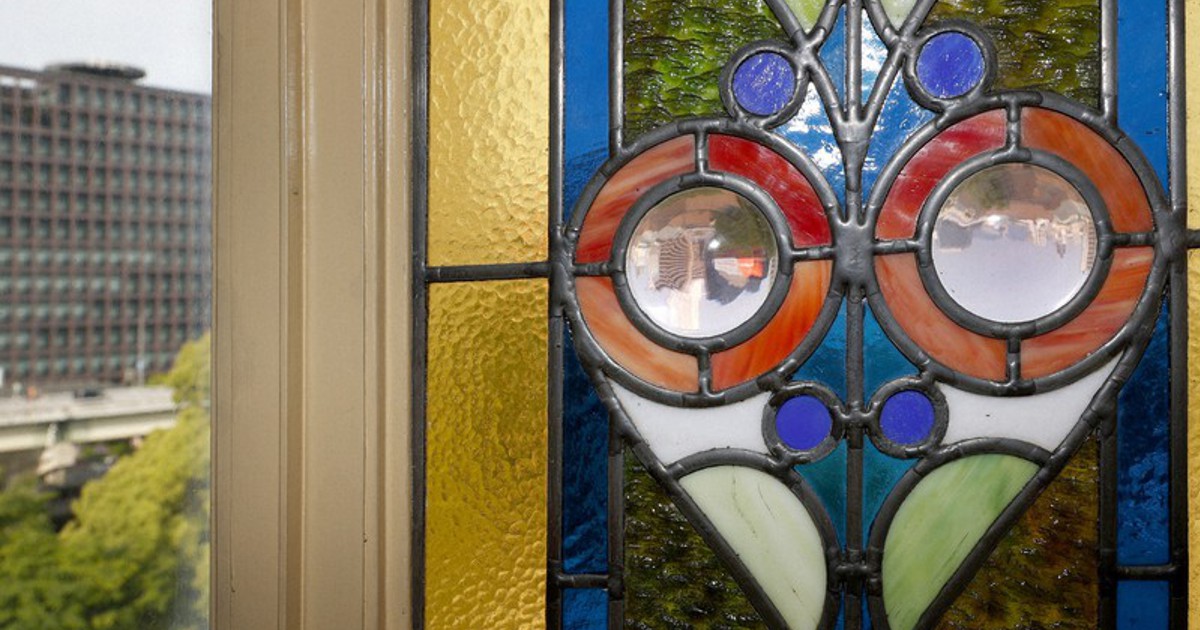 Retro Japan in Photos: Western and Eastern designs meet at century-old ...