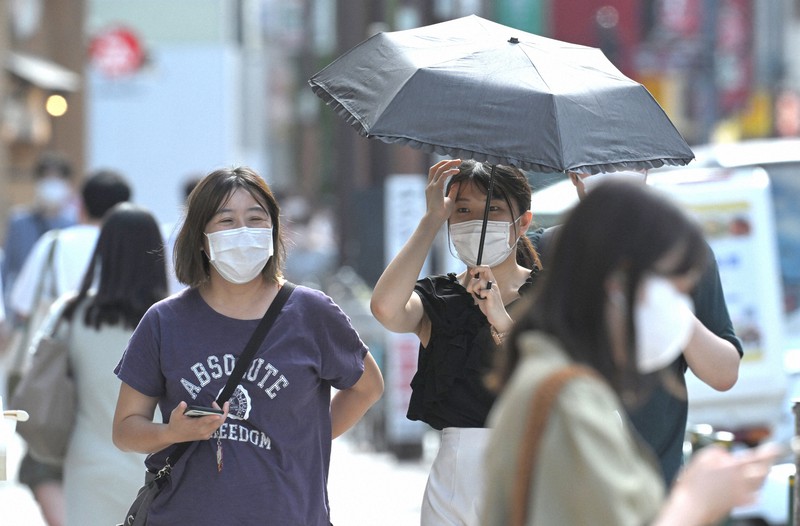Heatstroke risk rises as Japan logs unusually high temperatures for ...