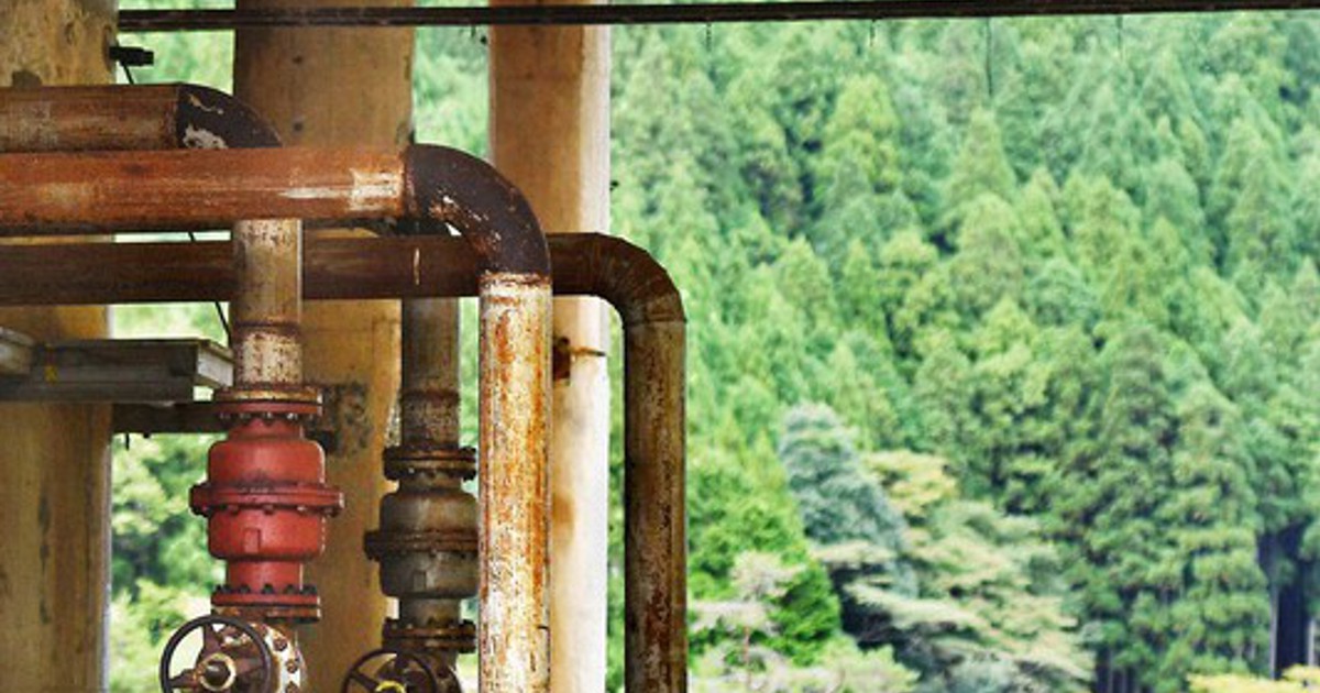 Retro Japan in Photos: Renewed interest in ore plant ruins as ...