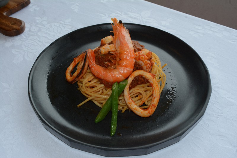 Cricket dishes reach for the sky as Japanese airline serves up bug ...