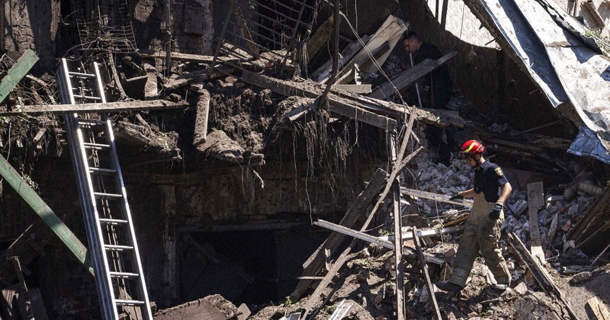 Ukrainian governor: Russia raising 'true hell' in the east - The Mainichi
