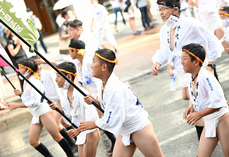 In Photos: Brilliant floats make triumphant return to Hakata Gion ...