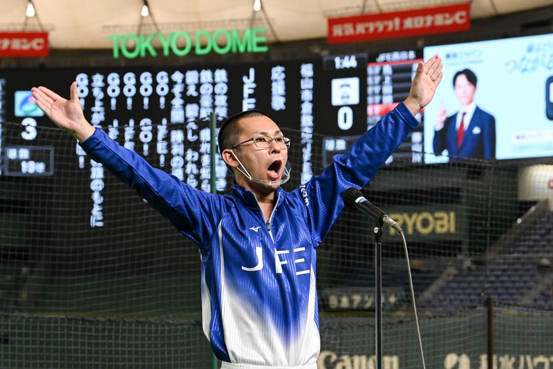 JFE西日本 （福山市・倉敷市）の応援団（2回戦） 第93回都市対抗野球 [写真特集9/32] | 毎日新聞