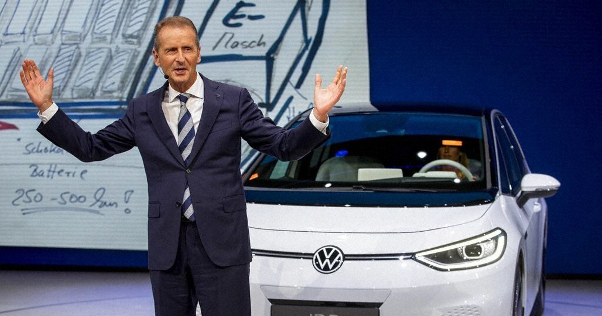 Volkswagen CEO, facing series of setbacks, will step down - The Mainichi