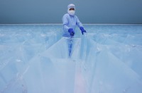 In Photos: West Japan company churns out block ice as summer ...