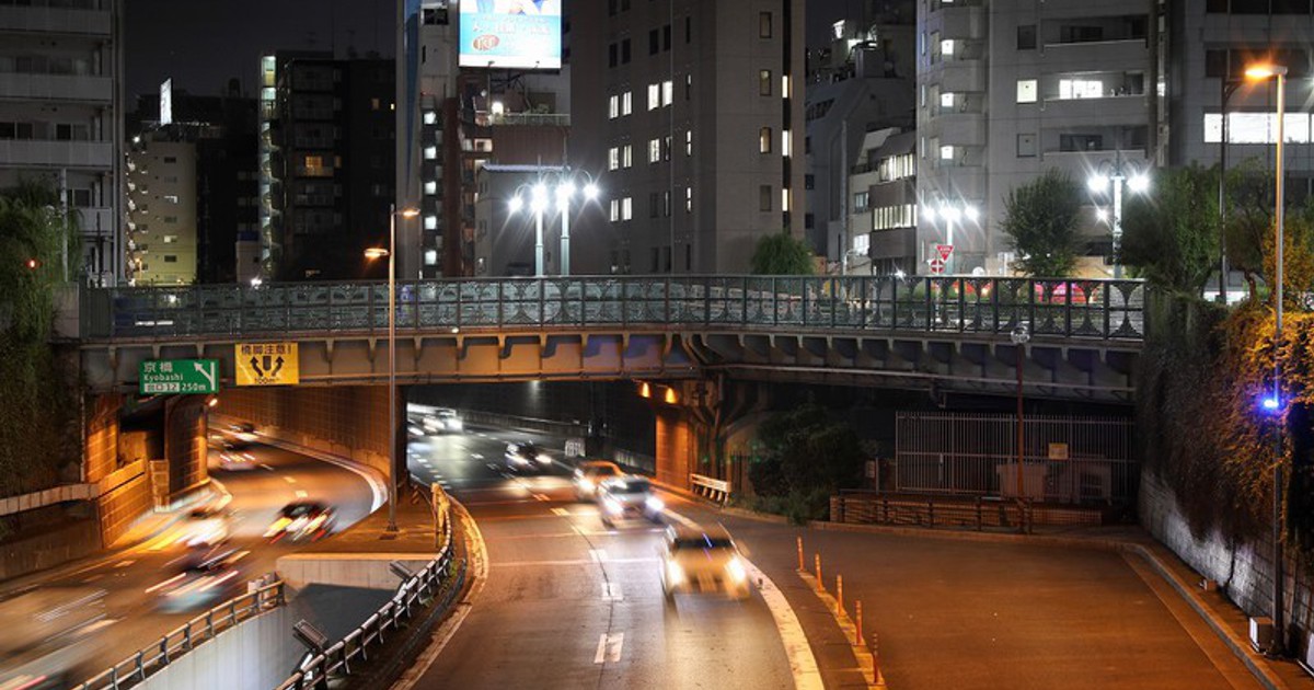 Retro Japan in Photos: 3-way bridge in central Tokyo boasts beautiful ...
