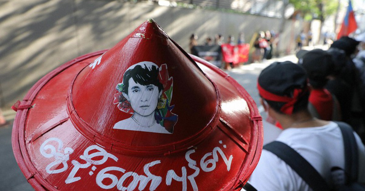 In Photos: Myanmar residents in Japan demand democracy in front of ...