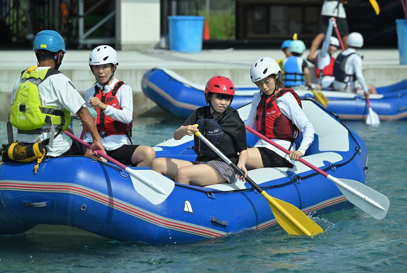 In Photos: Visitors get chance to rule the rapids at Tokyo Olympic ...
