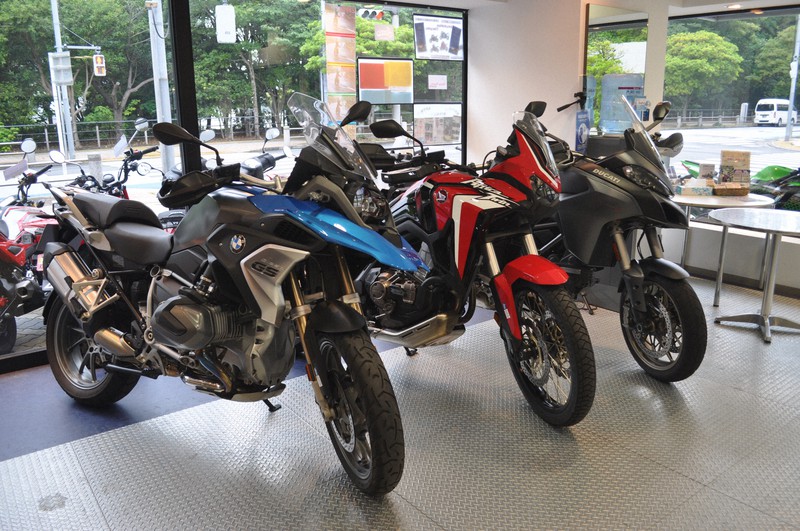 Japan Motorcycle Diaries #1: Welcome, tourists! Hop on a two-wheeler ...