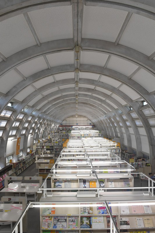 Retro Japan in Photos: Kitakyushu library complex boasts inside ...
