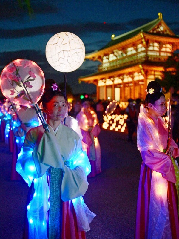 In Photos: People parade in colorful ancient attire in Nara for 1st ...