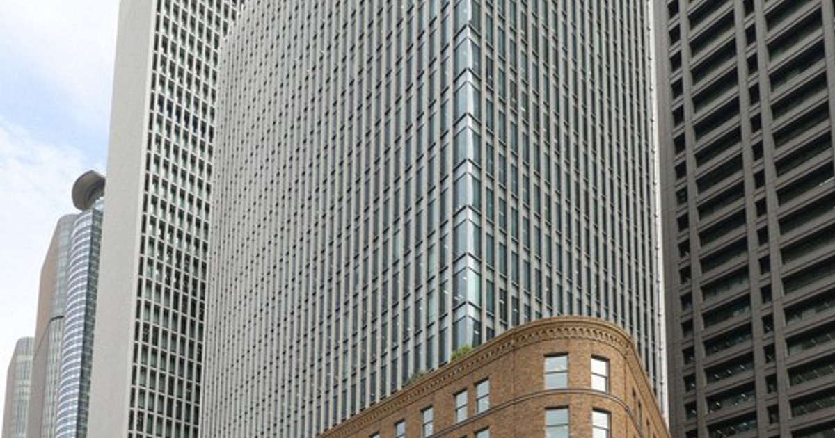 Retro Japan in Photos: Osaka high-rise retains beautiful elements of ...