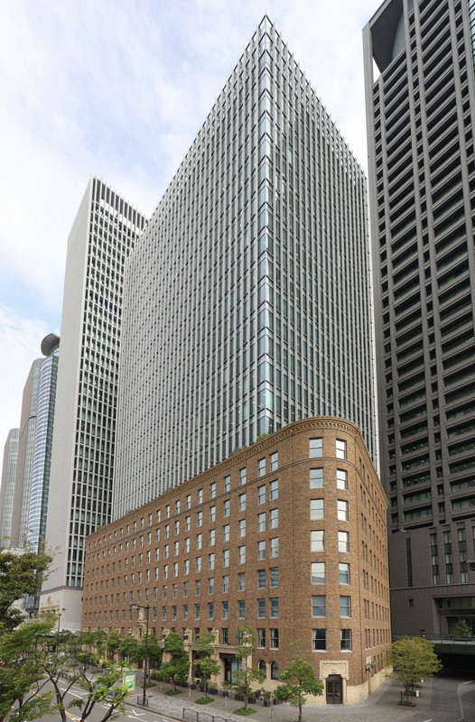 Retro Japan in Photos: Osaka high-rise retains beautiful elements of ...