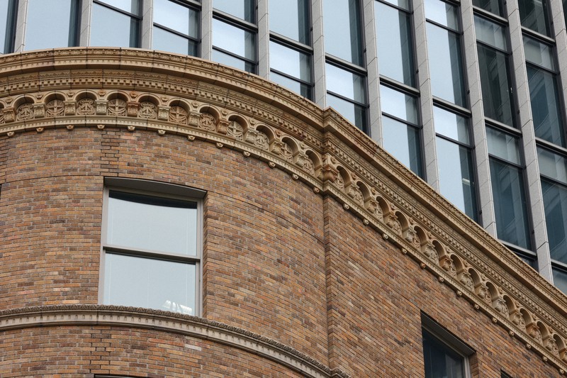 Retro Japan in Photos: Osaka high-rise retains beautiful elements of ...