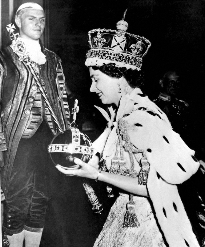 10 things to know about Queen Elizabeth II's life - The Mainichi