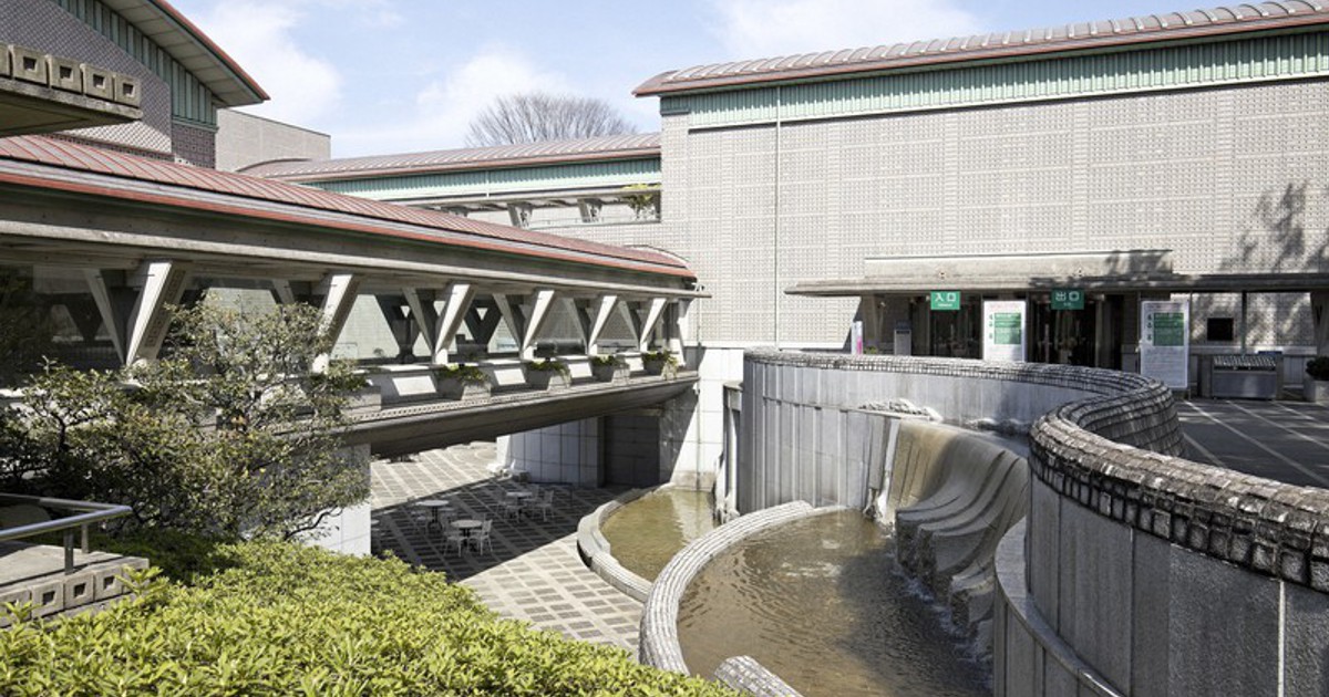 Retro Japan in Photos: Art museum in Tokyo park itself an architectural ...