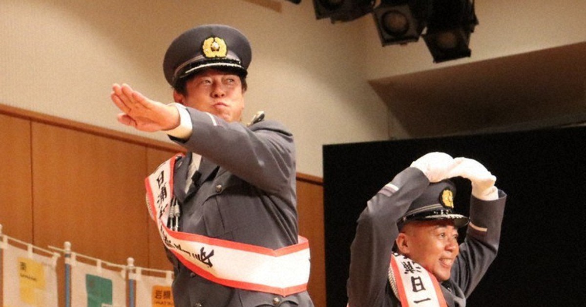 TIM、人文字「命懸けより心掛け」 コント通じ交通安全呼びかける | 毎日新聞