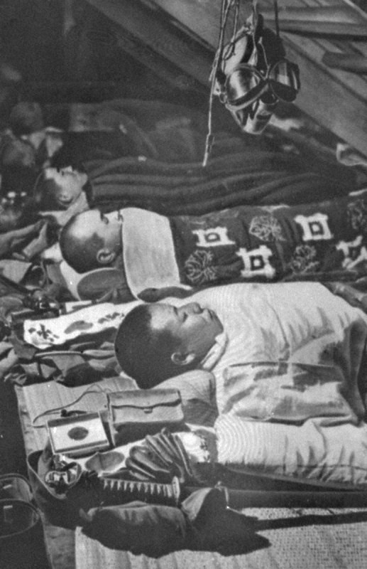 Footsteps of kamikaze pilot photojournalist traced by son 77 years on ...