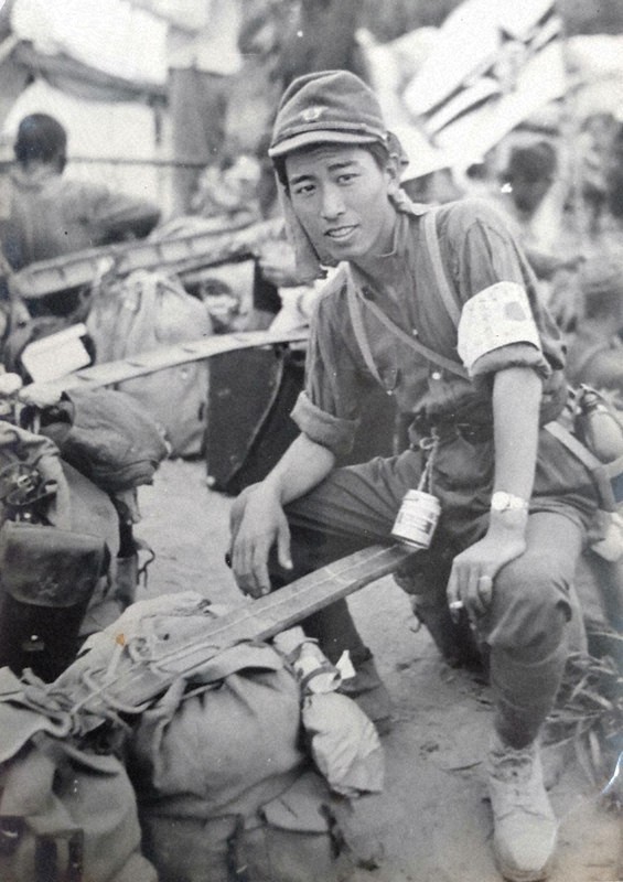 Footsteps of kamikaze pilot photojournalist traced by son 77 years on ...