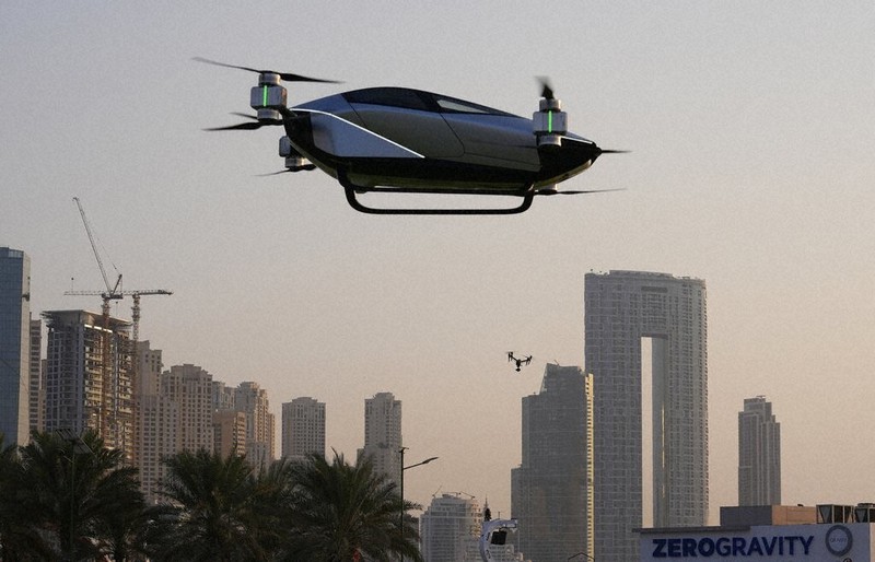 Chinese firm tests electric flying taxi in Dubai - The Mainichi