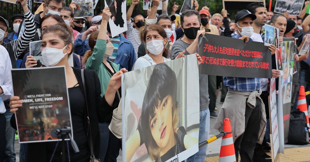 In Photos: Iranians in Japan protest for freedom in their homeland ...