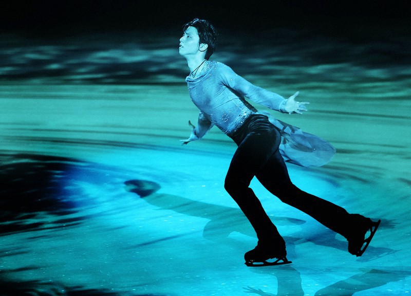 In Photos: Japanese skating star Yuzuru Hanyu performs 1st pro ice show ...