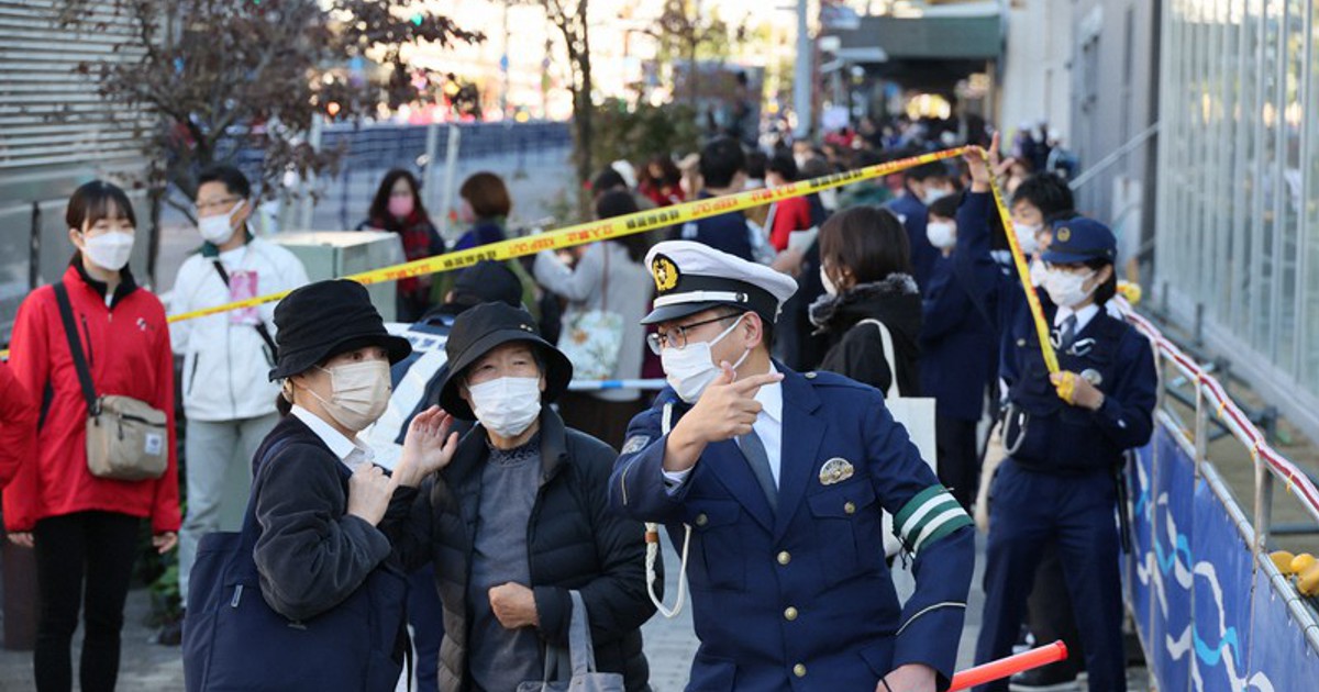 In Photos: People flock to see megastar Takuya Kimura parade as samurai ...