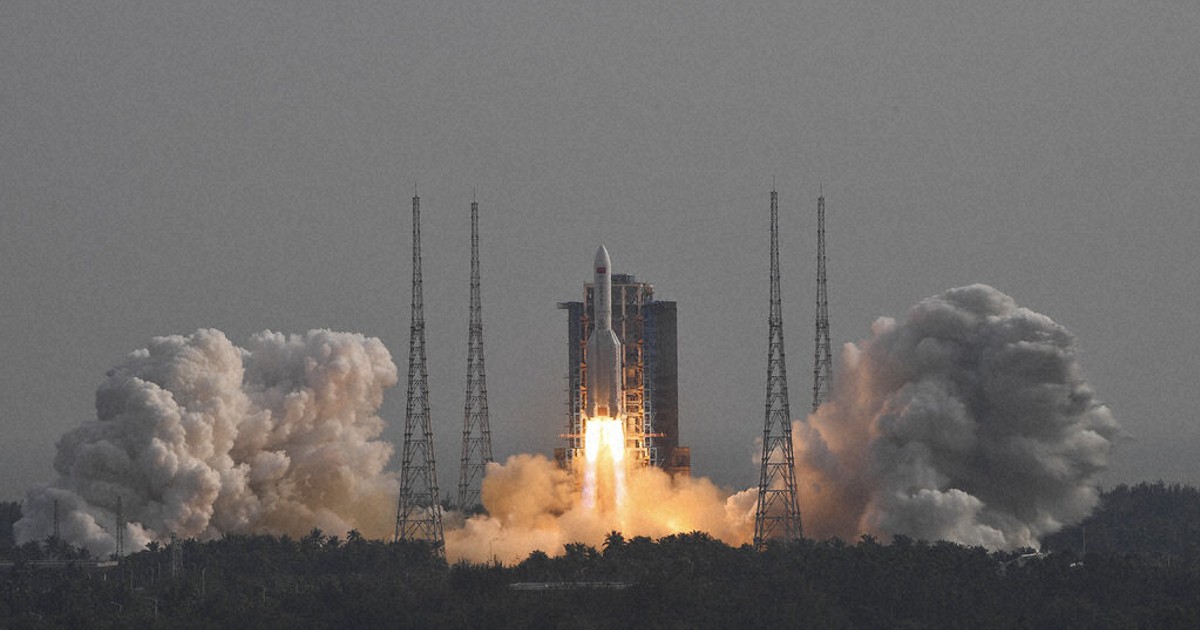 Suspected Chinese rocket debris found in Philippine waters - The Mainichi