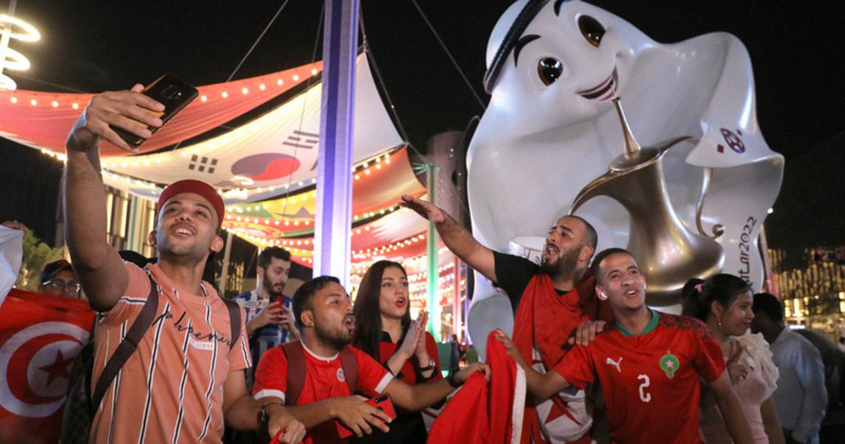 In Photos: Fans in Qatar all pumped up before start of World Cup 2022 ...
