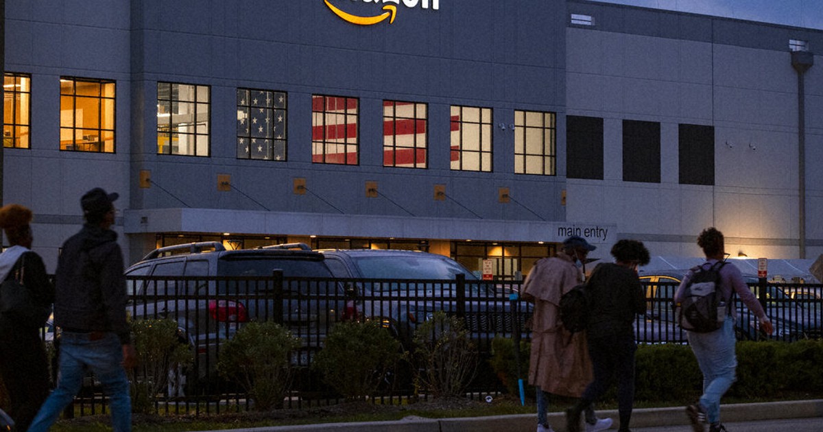 Judge orders Amazon to stop retaliations against organizers - The Mainichi