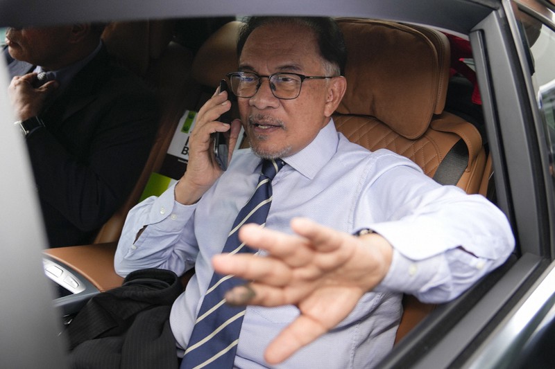 Reformist leader Anwar named prime minister of Malaysia - The Mainichi