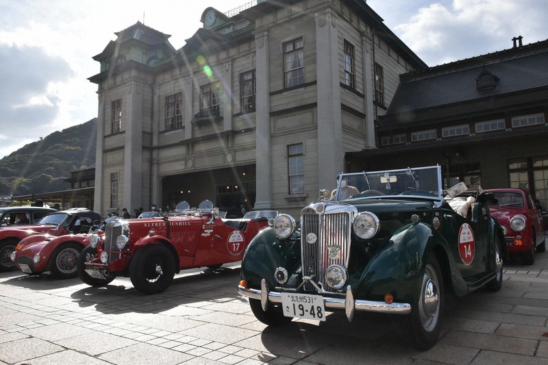 In Photos: 40 classic cars gather in southwest Japan city for 1,000-km ...