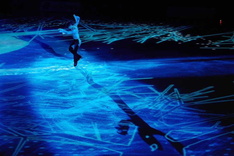 Japanese skating star Yuzuru Hanyu performs finale of 'Prologue' ice ...