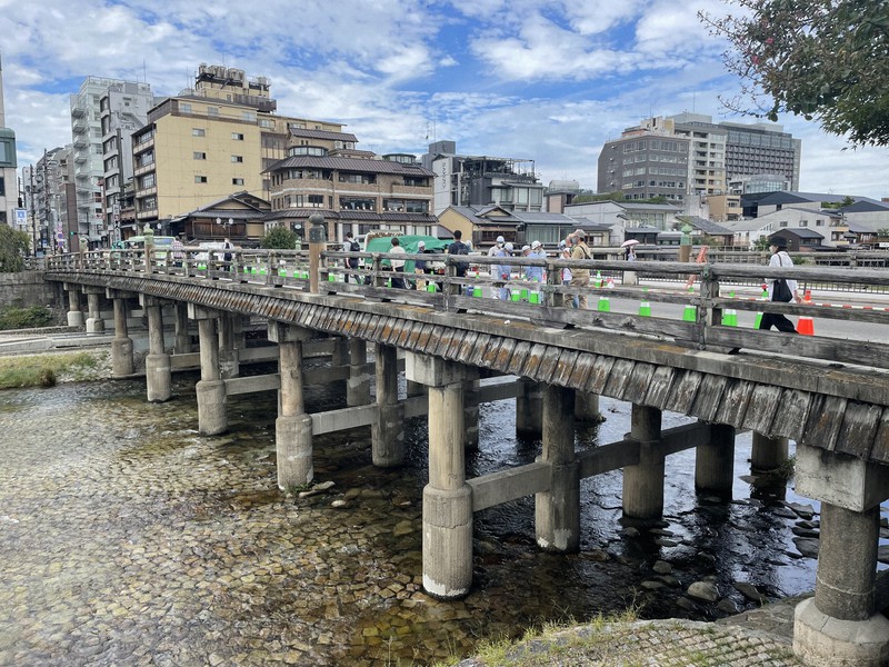 Security cameras installed by iconic Kyoto river to deter massive ...