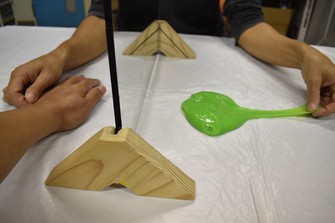 Skin perceived to stretch like rubber in 'slime hand illusion': Nagoya ...