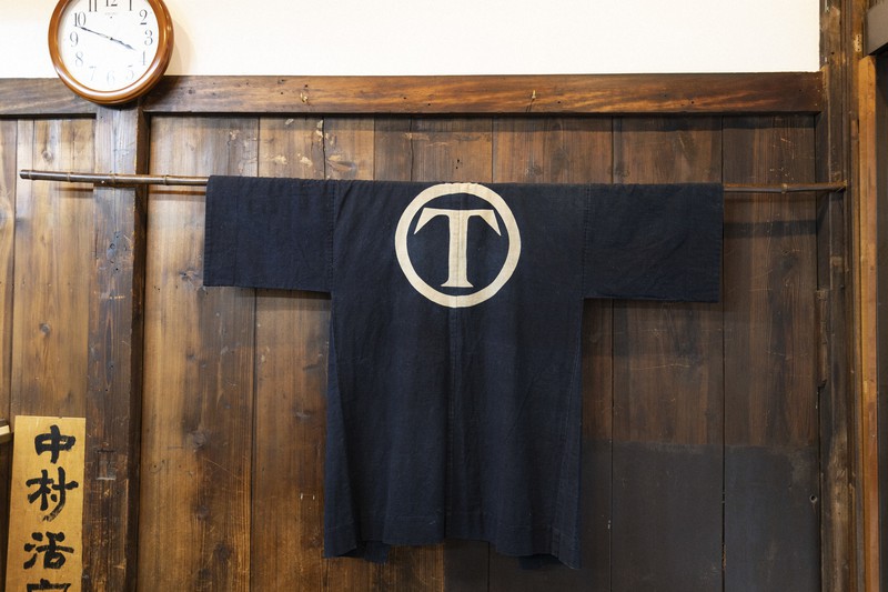 Retro Japan in Photos: 112-yr-old Tokyo press still making its imprint ...