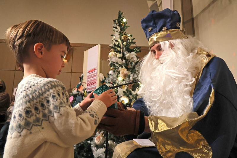 In Photos: Ukrainians in Japan celebrate traditional St. Nicholas ...