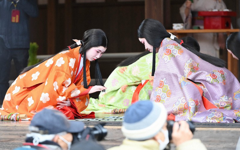 In Photos: Kyoto card game event takes visitors on 1,000-yr flashback ...