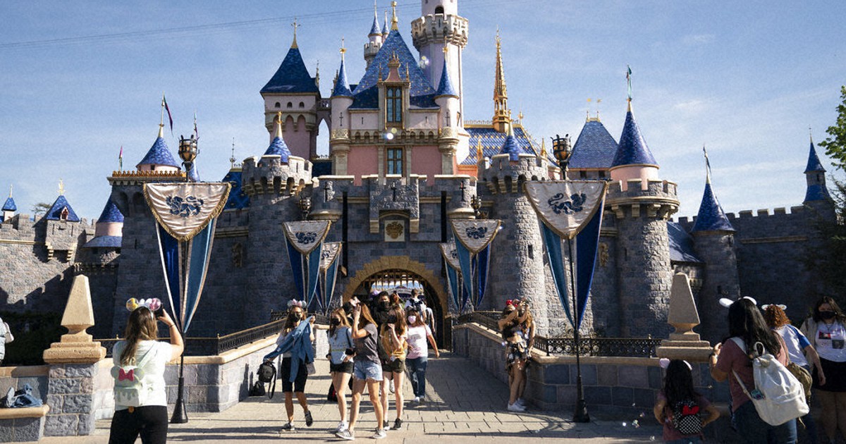 How to plan a Disneyland trip for the Disney100 celebration - The Mainichi