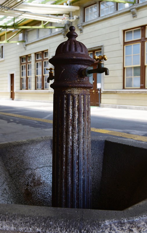 Retro Japan in Photos: JR Mojiko Station built in 1914 in city of ...
