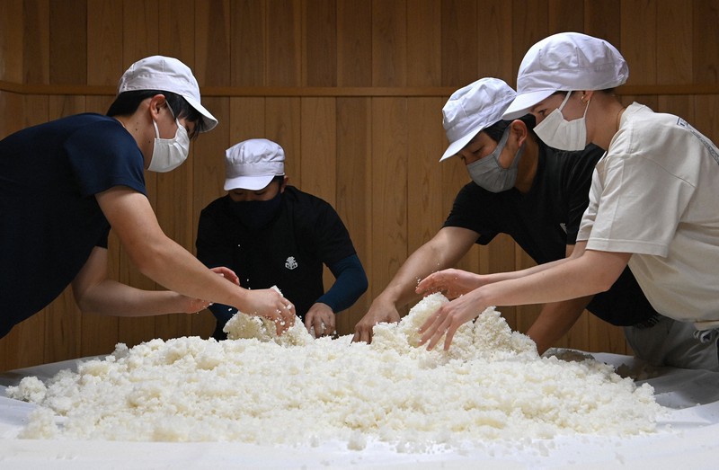 In Photos: Flavor of traditional sake protected by IoT tech in ...