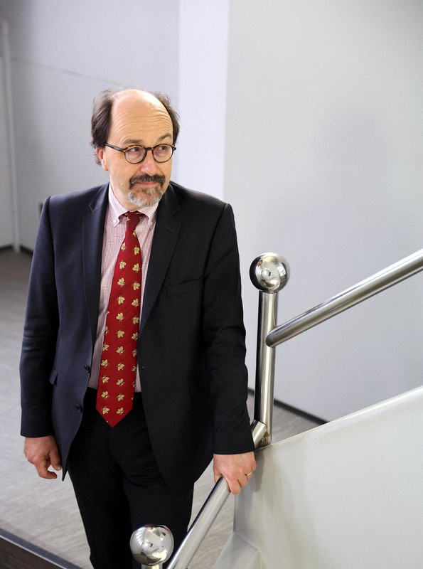 Bill Emmott: Ukraine war shows fighting capability must for deterrence ...