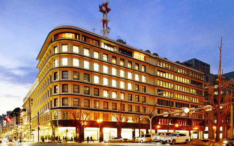 Retro Japan in Photos: Smooth curves embellish modern Osaka Gas ...