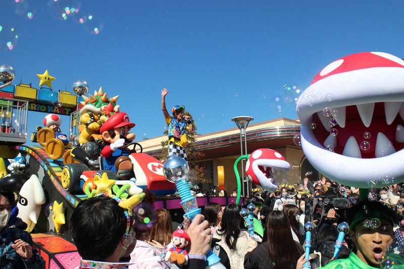 In Photos: Universal Studios Japan resumes daytime parade after 2 1/2 ...