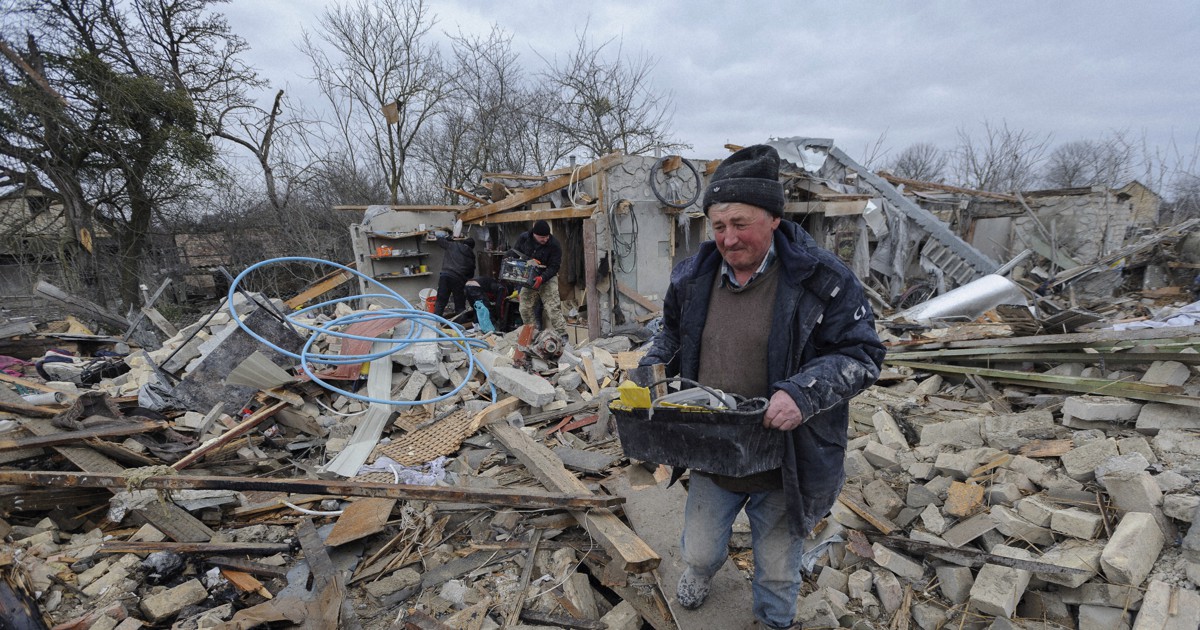 Russian missile barrage slams into Ukrainian cities; 6 dead - The Mainichi