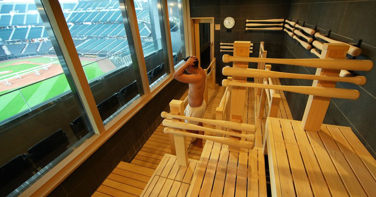 In Photos: Hokkaido baseball team seeks to fire up fans with in-stadium ...