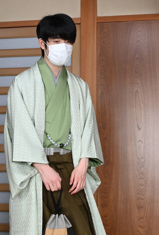 王将戦2日目始まる [写真特集18/21] | 毎日新聞